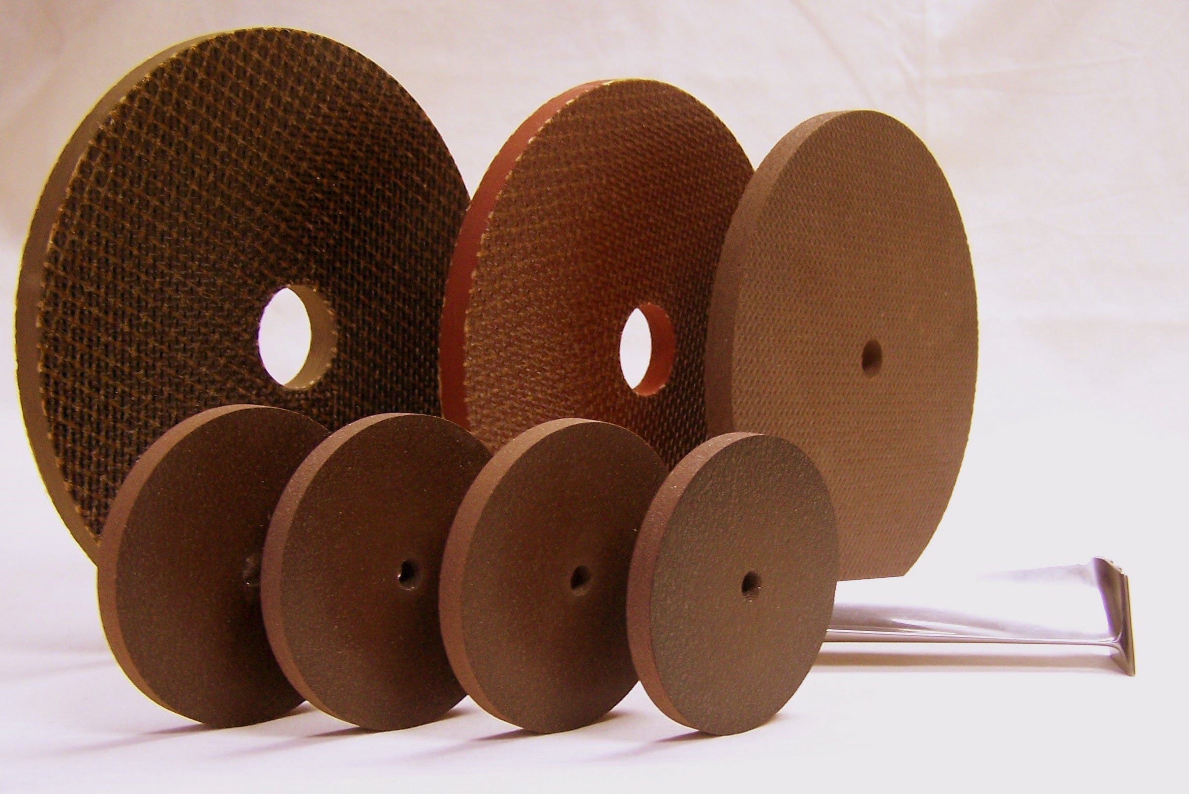 Rubber Polishing Wheel – Atto Abrasives